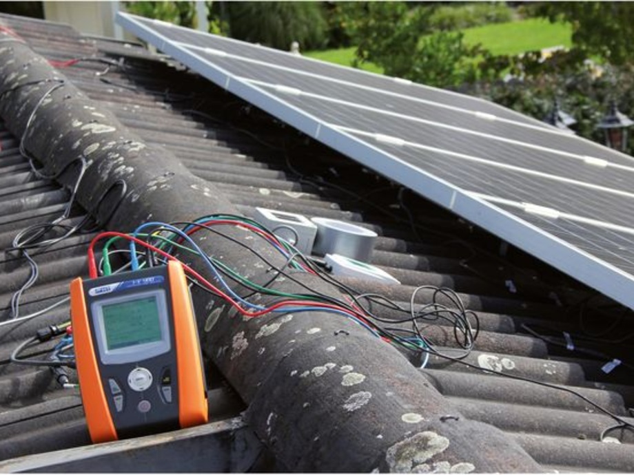 Messen zum Selbstschutz - photovoltaik